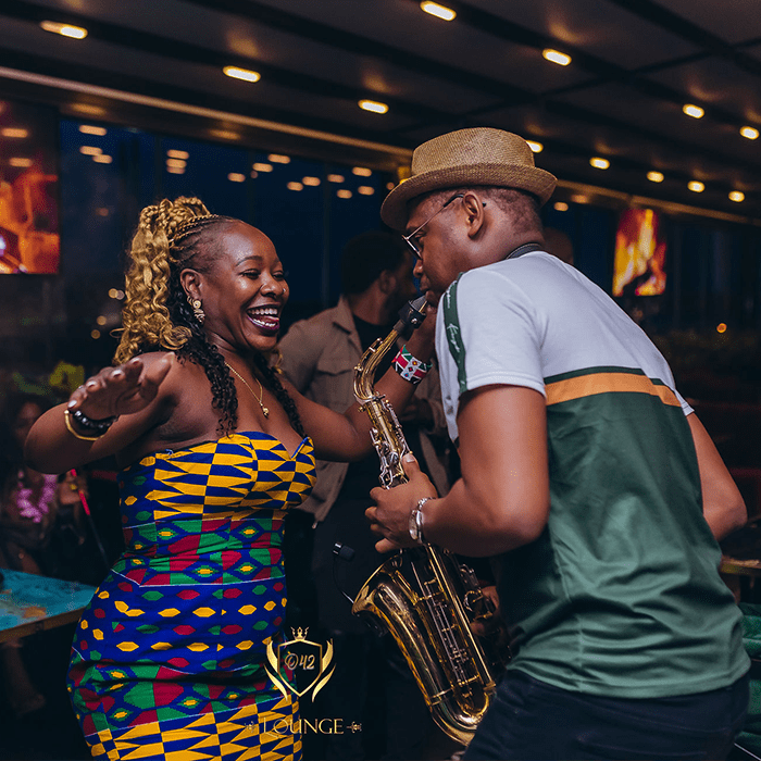 042 Lounge London - More Than A Bar!